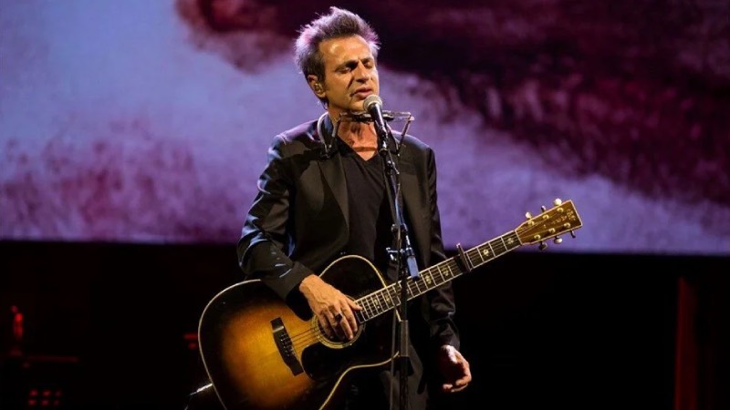 Teoman tarih verdi: Romanım çıkacak, son rötuşlarını yapıyorum ...