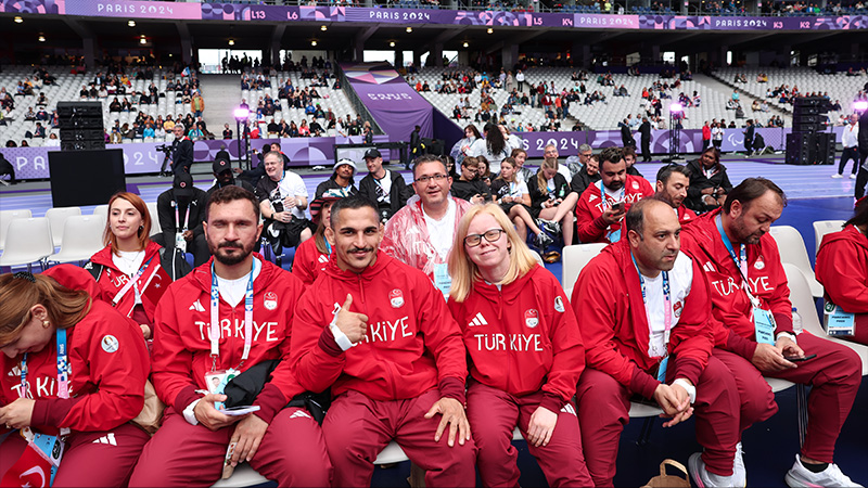 Paris 2024 Paralimpik Oyunları'nın kapanış seremonisinden kareler ...