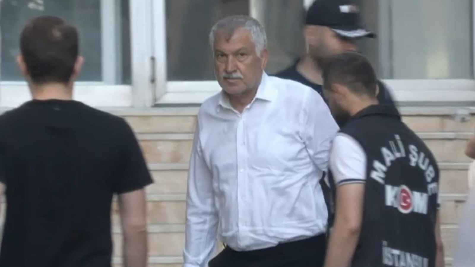 Zeydan Karalar'ın tutukluluğuna yapılan itiraz reddedildi: AYM'ye ...