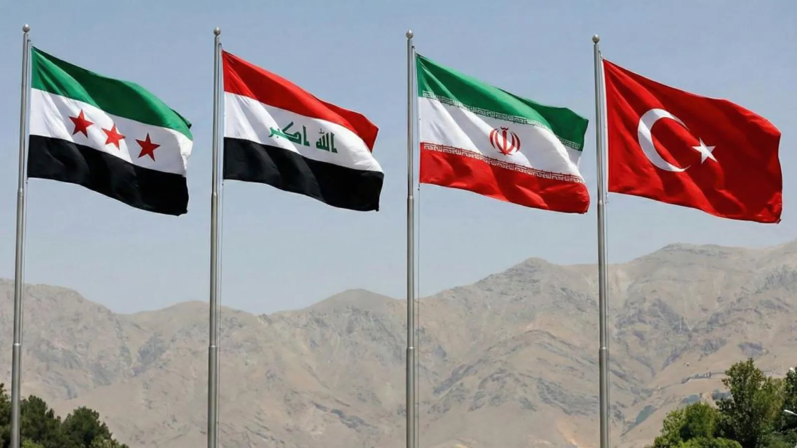 Suriye’de uzlaşı, İran’da ayaklanma, Irak’ta belirsizlik