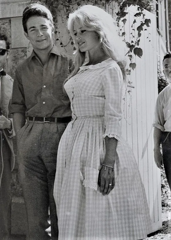 Doğallık ve sadelikten doğan moda akımı: Bardot Esprisi