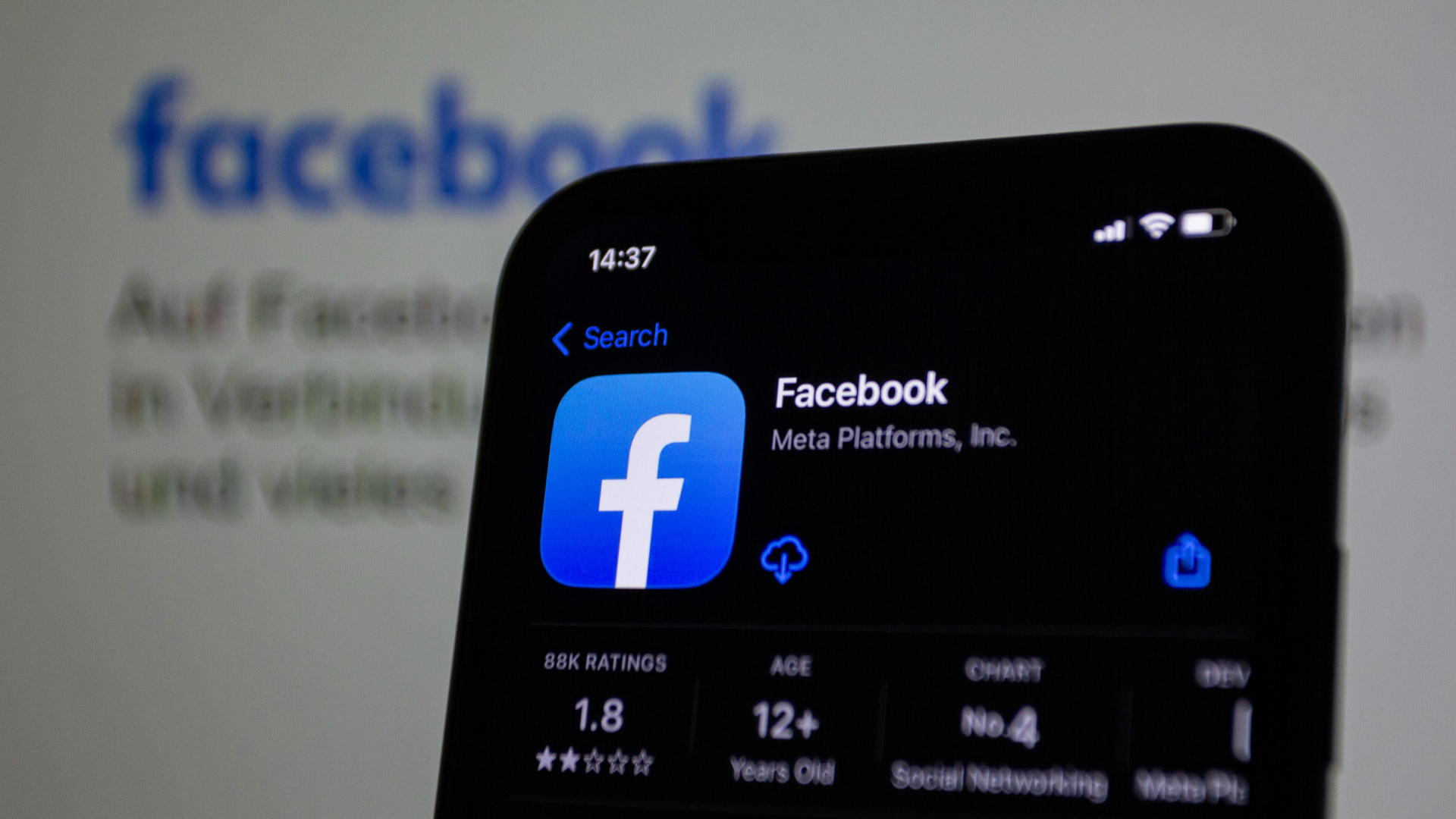 Facebook 22 yılını geride bıraktı