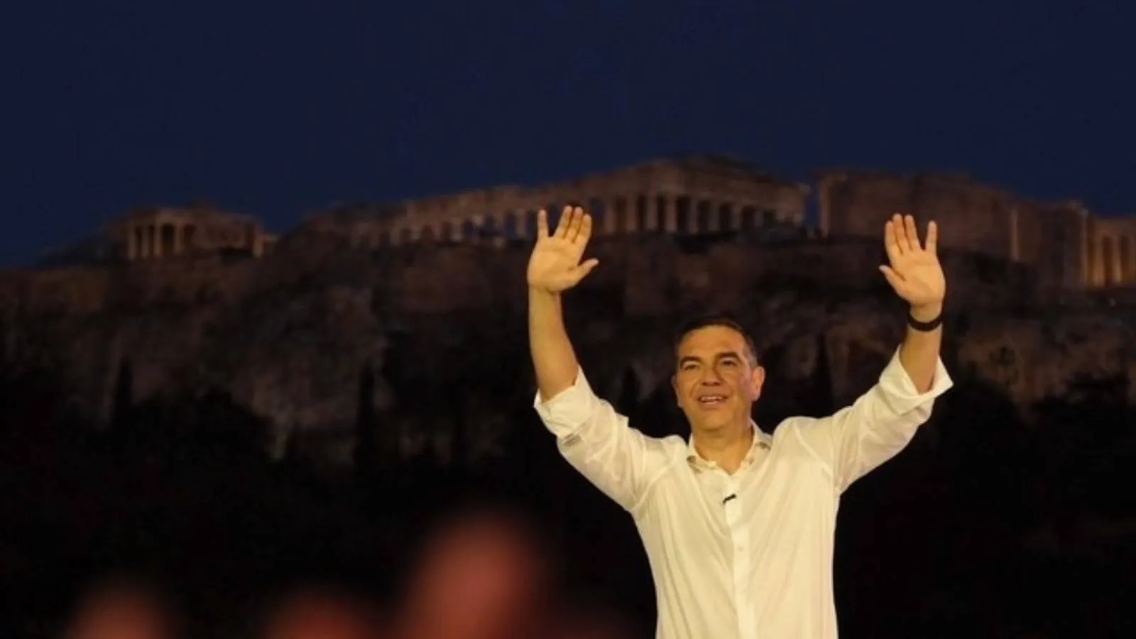Yunan siyasetinde yeni siyasi yıldızlar doğuyor: Aleksis Çipras yeni ...