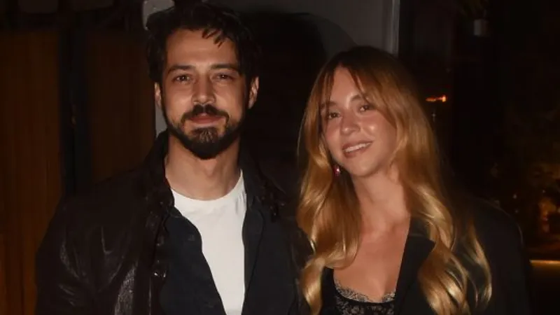 Mert Yazıcıoğlu ve sevgilisinden yan yana ilk poz!