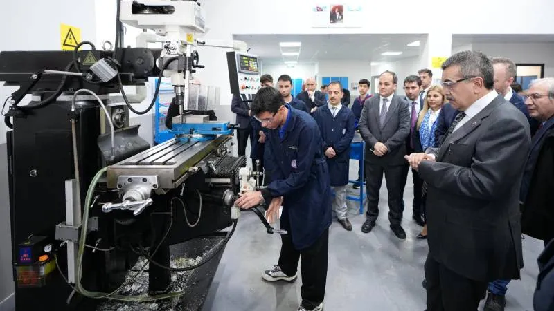 Meslek liselerinde yeni dönem: Şehirlerin ihtiyacına göre okul ve ...