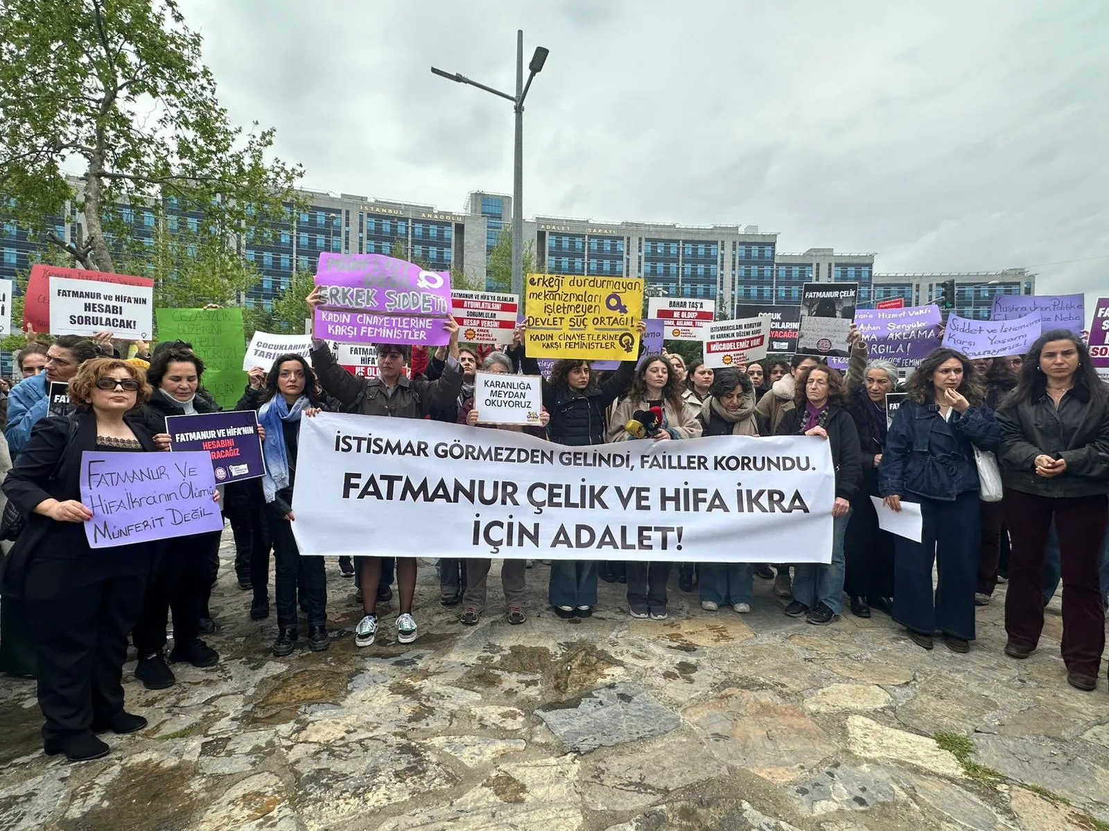 İstismar davası bugün: Fatma Nur Çelik ve kızı Hifa İkra için kadın ...