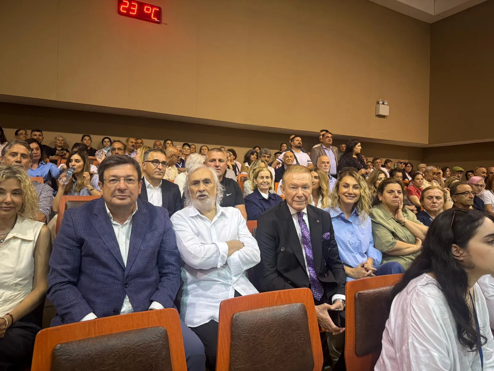 Silivri izlenimleri: İmamoğlu’nun bir günü, 55 yılı, 2430 yılı…