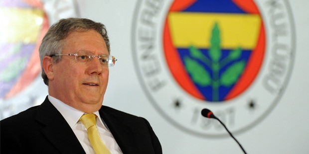 Aziz Yıldırım Fenerbahçe tarihine geçti Aziz Yıldırım Fenerbahçe tarihine geçti